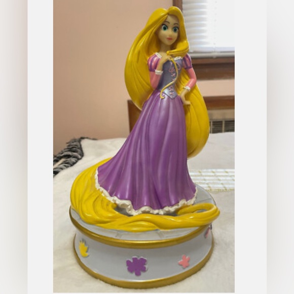 Disney | Toys | Disney Tangled Rapunzel Disney Parks 1 Princess Coin ...